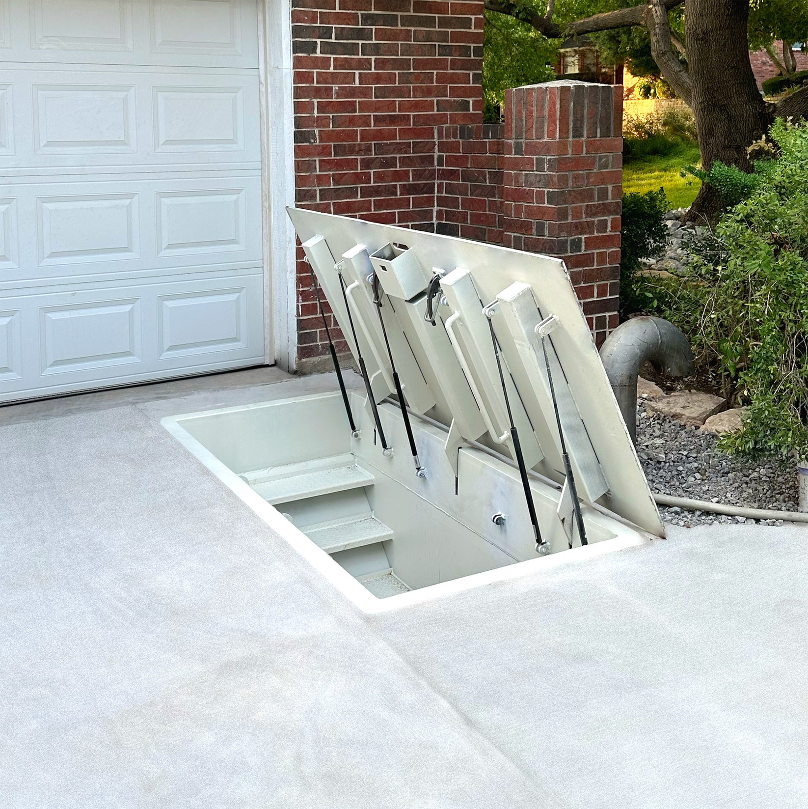 Stairs with Hatch and Gas-Tight Door – BombShelterSupply.com